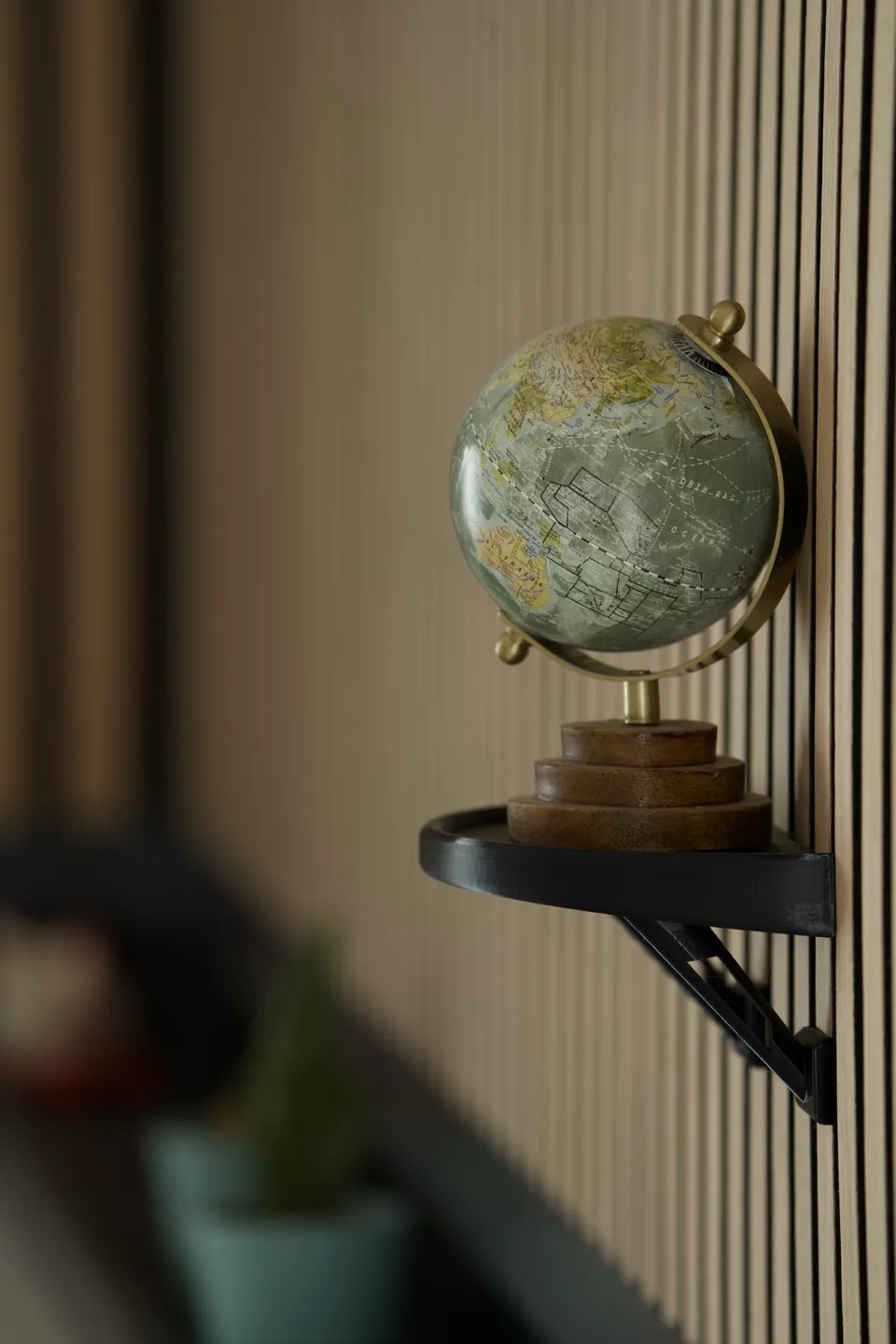 Wallmounted tray for acoustic panel by additive_concept - MakerWorld