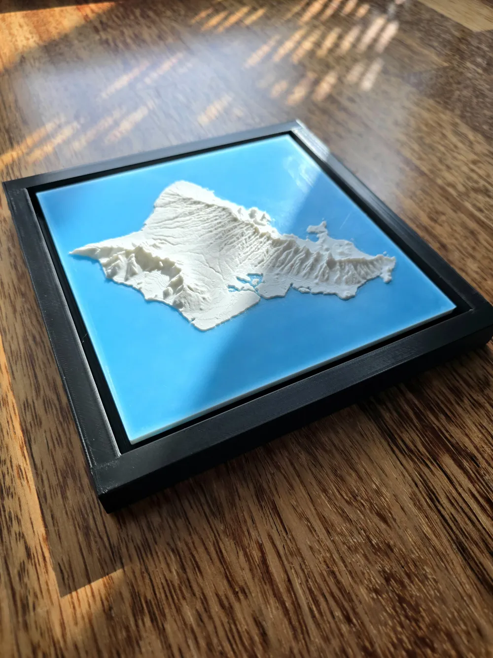 Shadow-Gap Frame by Andrejkrn MakerWorld: Download Free 3D Models