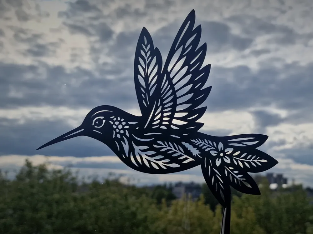 Hummingbird – the elegance of nature in motion by 2D Wall Art ...