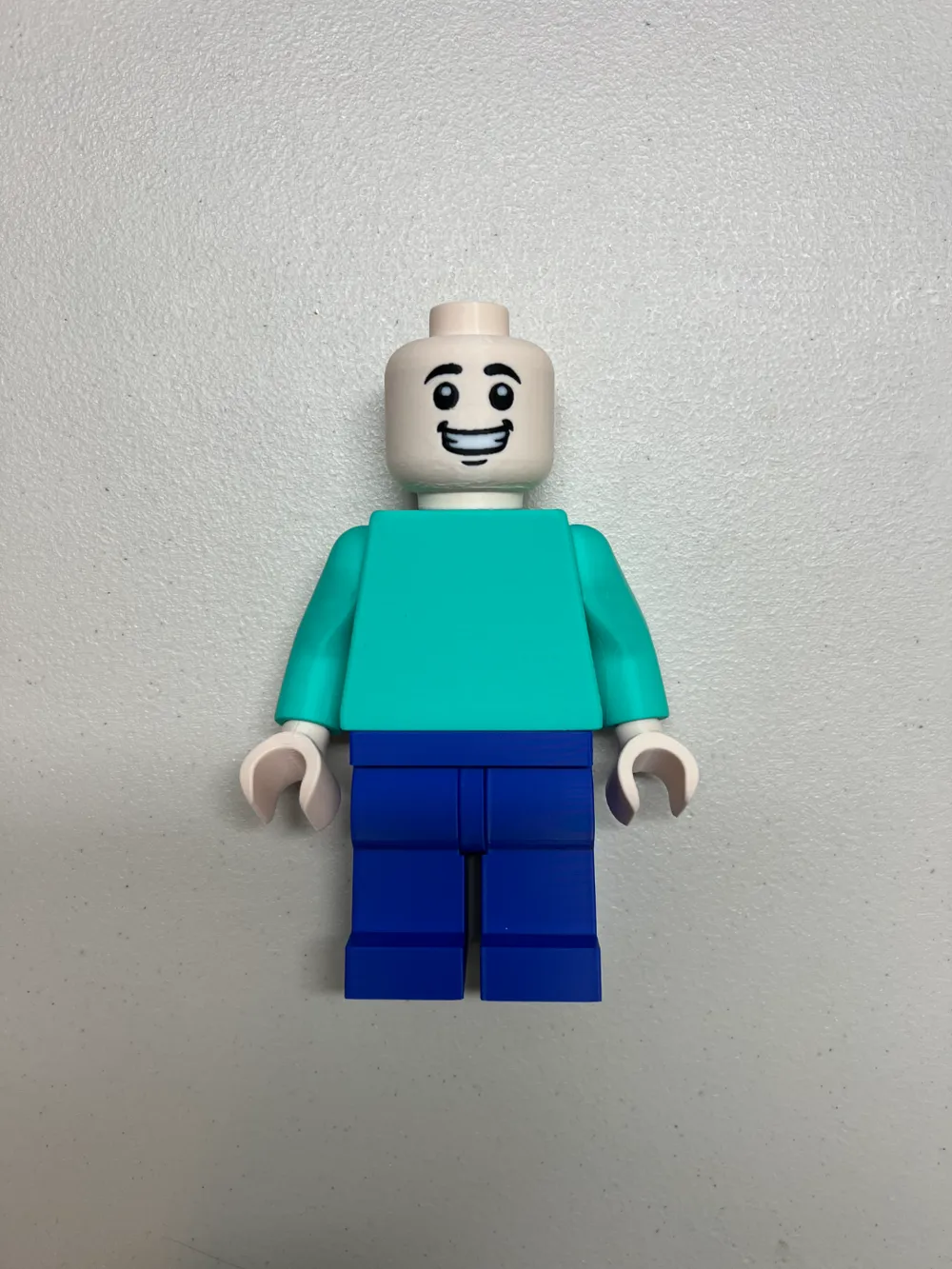 Big Brick * Male Face with Big Smile by WhatChelleIMake - MakerWorld