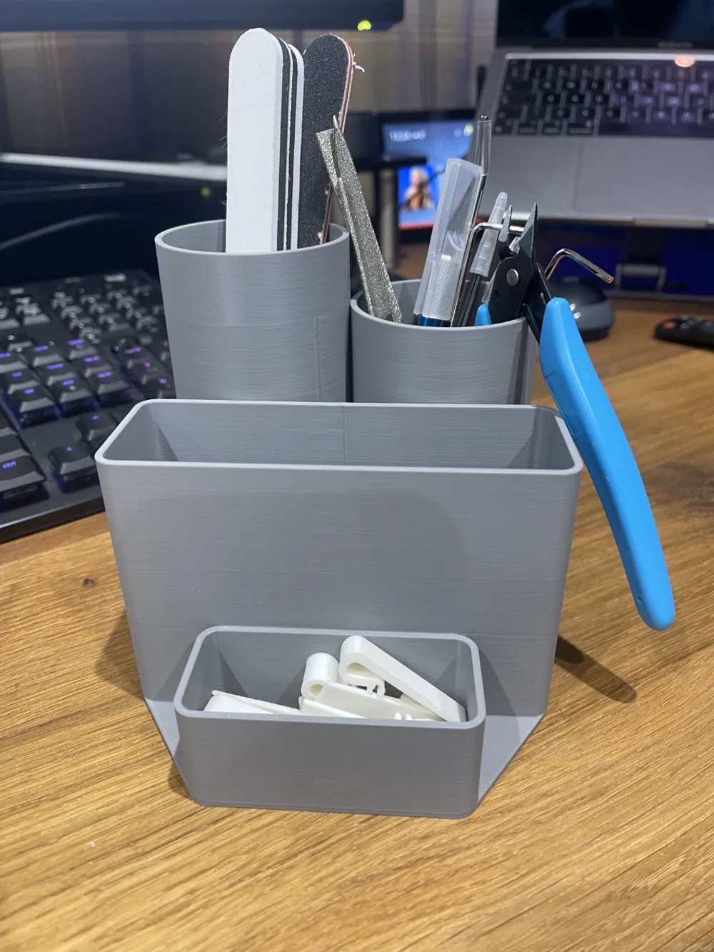Simple 3D modeling tool organiser by AlexMiller - MakerWorld