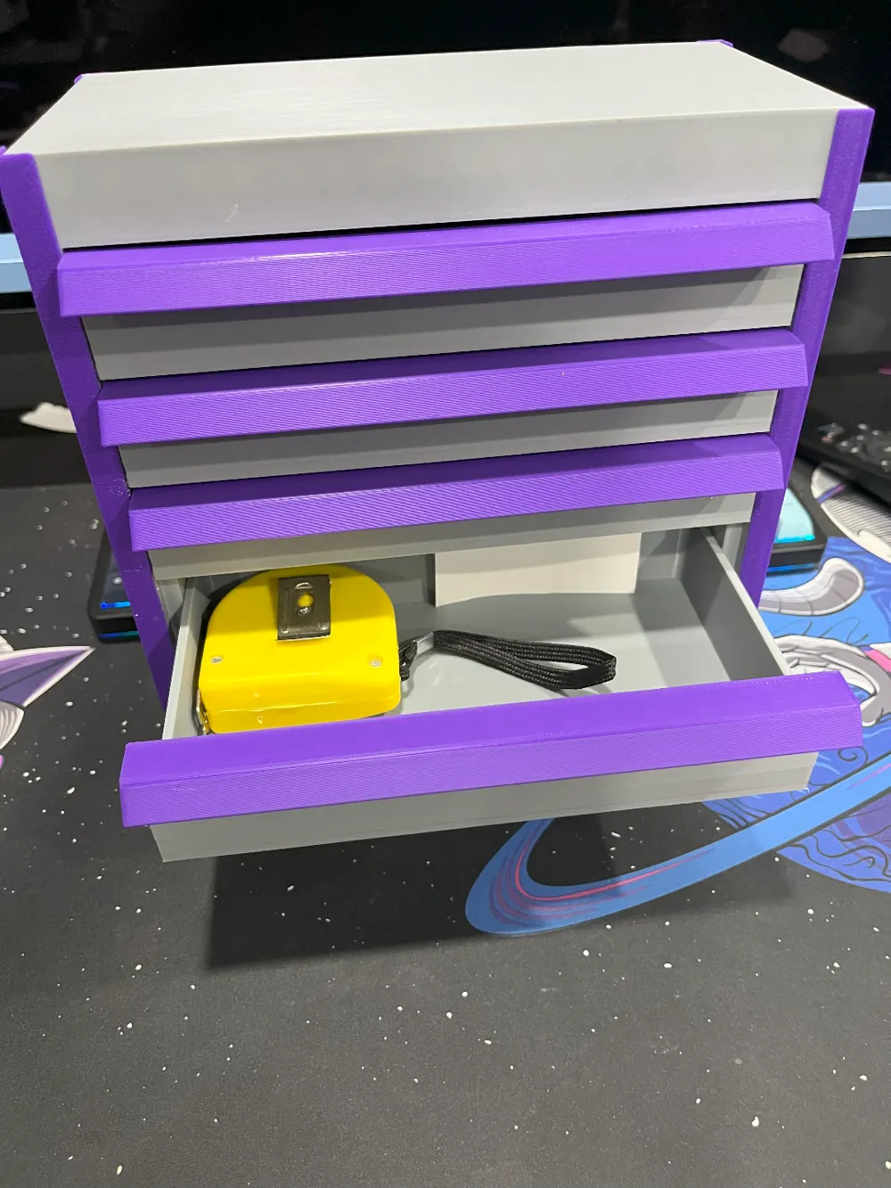 Mini Desktop Toolbox by SJW5135 - MakerWorld