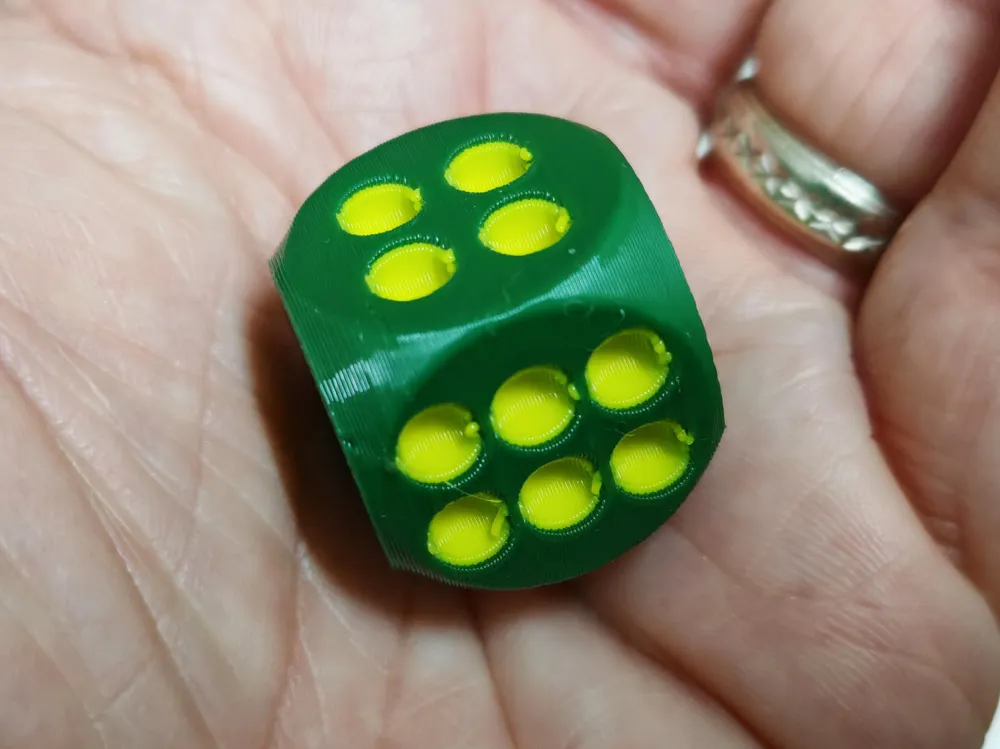 Two-color dice by Hapik.cz - MakerWorld