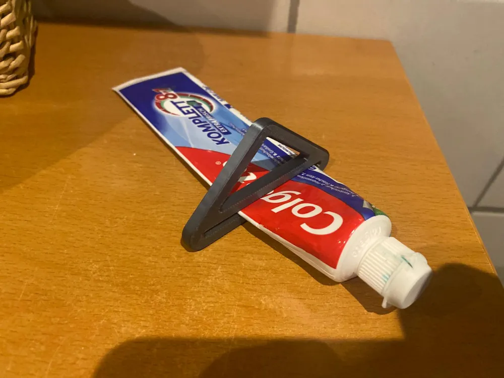Toothpaste squeezer by Mathis MakerWorld: Download Free 3D Models
