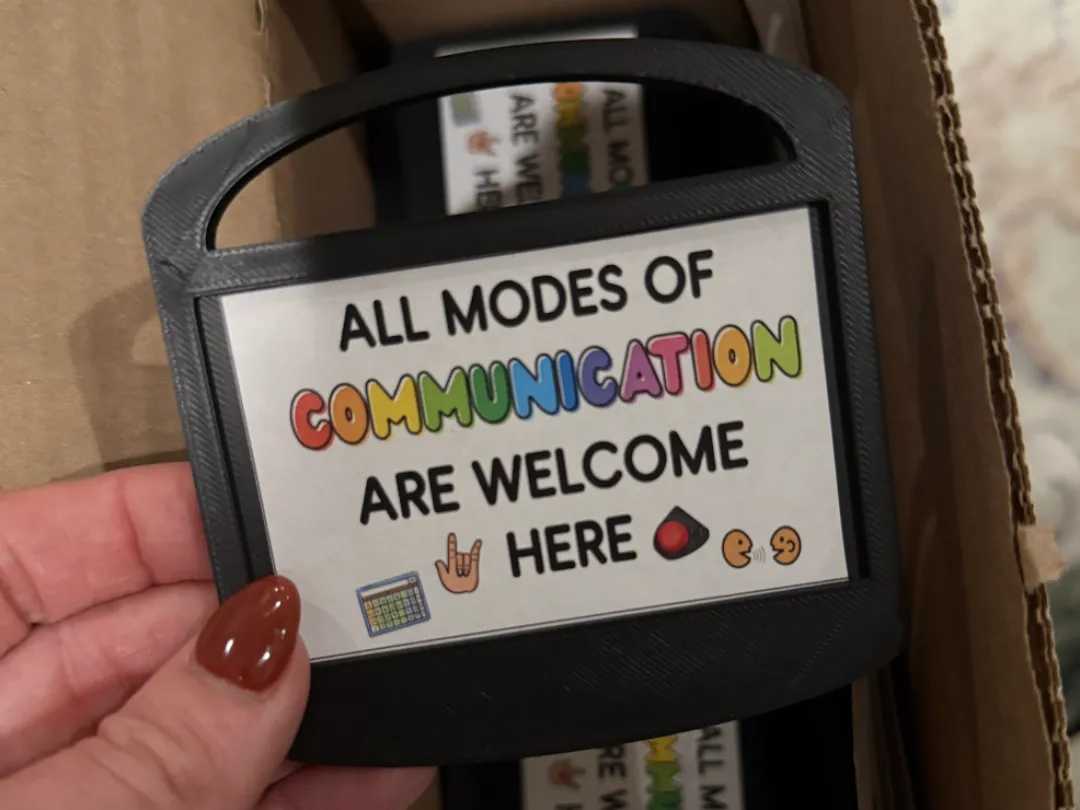 AAC Tablet Ornament Remixed by BTKist MakerWorld: Download Free 3D Models