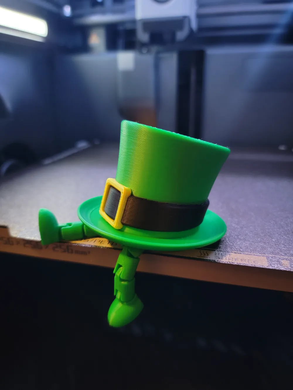 Articulated St. Patricks day hat by Tresca3D MakerWorld: Download Free 3D Models