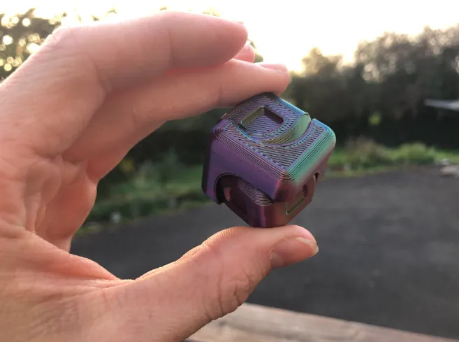 Spin Cube (Print in Place) 0.2mm nozzle by liminil MakerWorld: Download ...