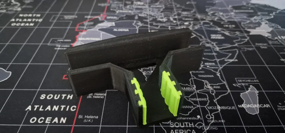 Third hand v2 tools for boards positioning - Free 3D Print Model ...