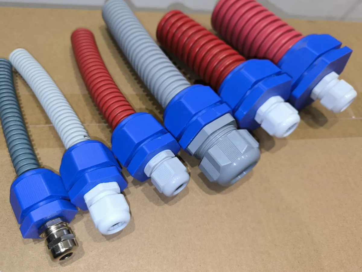 Screw-Lock Flexible Pipe Gland To Cable Gland by jikulec MakerWorld ...