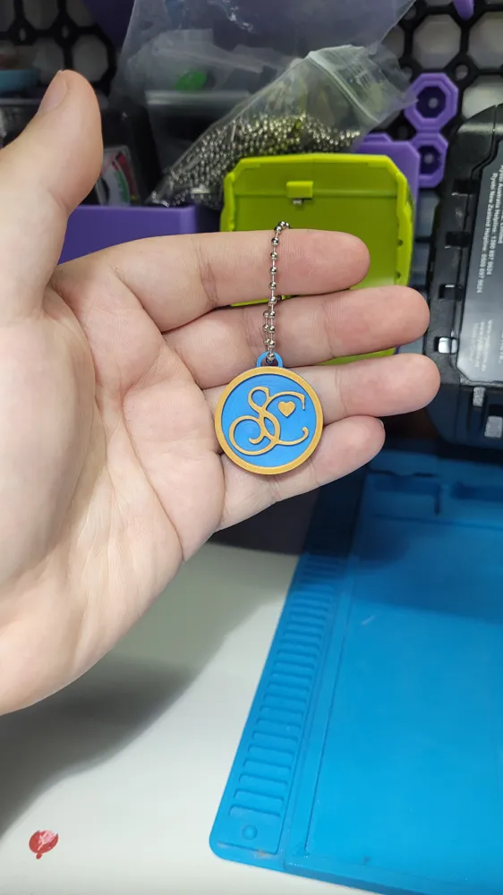 Sabrina Carpenter 2024 Double Sided Keychain - Free 3D Print Model ...