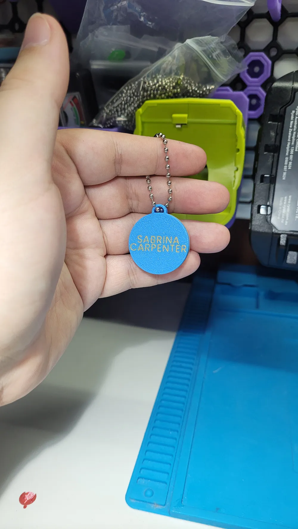 Sabrina Carpenter 2024 Double Sided Keychain - Free 3D Print Model ...