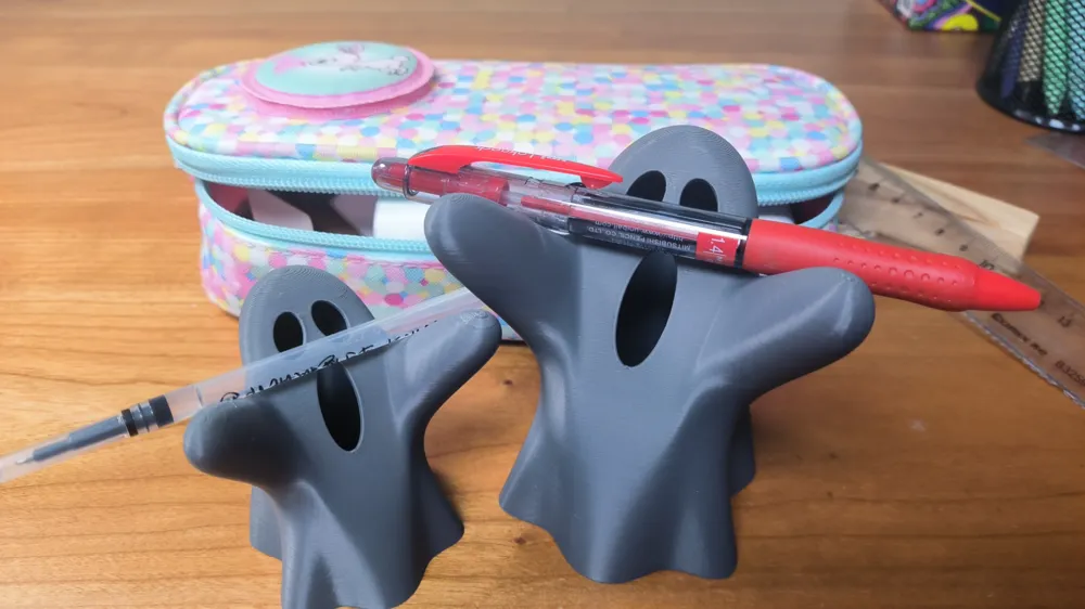 Spooked Ghost Pen Holder / Halloween Spooked Ghost Pen Holder by fycds ...