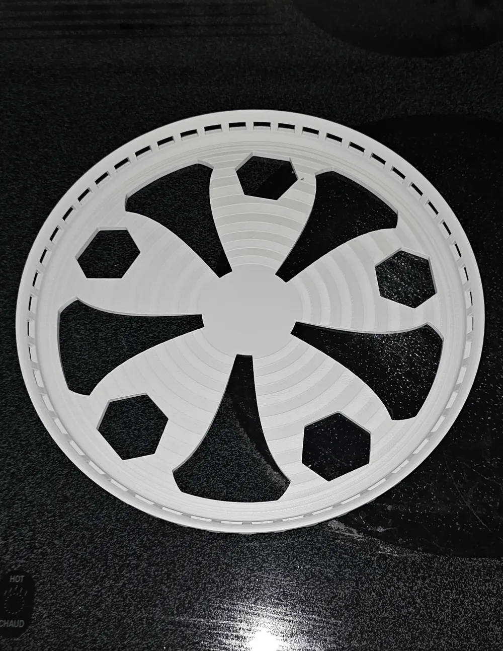 Paper Plate Support by Ulch Prints MakerWorld: Download Free 3D Models