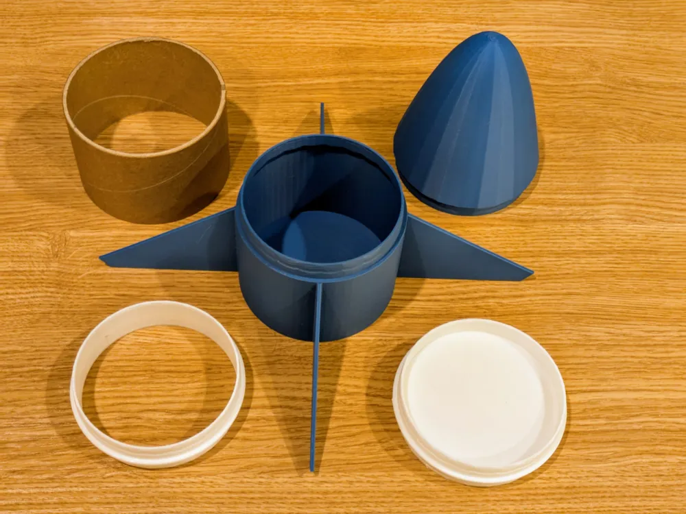 Cardboard Spool Rocket (decorative storage) by Maelstrom2025 - MakerWorld