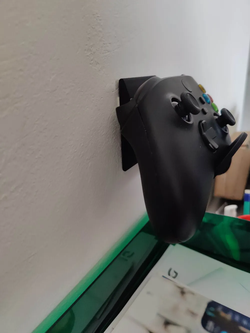 Universal Controller Holder (Wall mounted) by RemcoGoy - MakerWorld