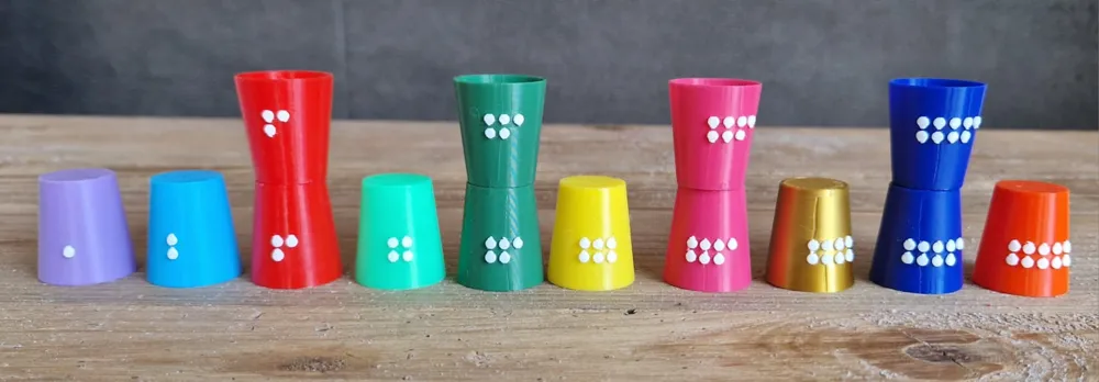 stackable cubs getalbeeld by Simon De Meester - MakerWorld