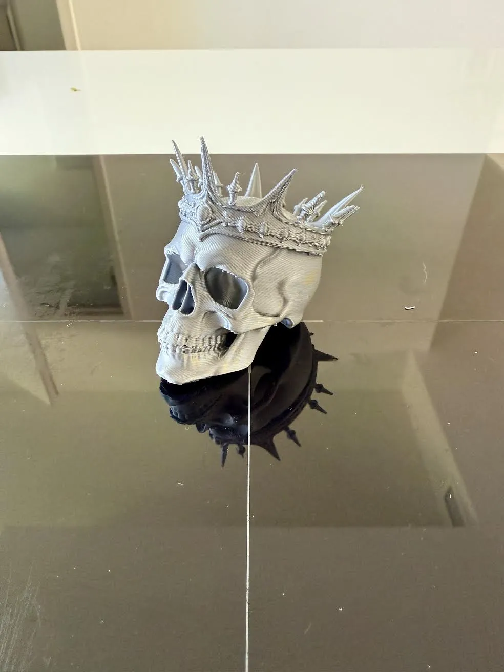 crowned skull by SuniSt MakerWorld: Download Free 3D Models