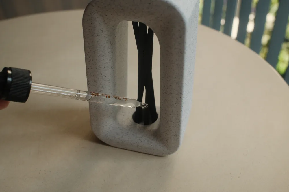 Aroma Reed Diffuser by bong MakerWorld: Download Free 3D Models