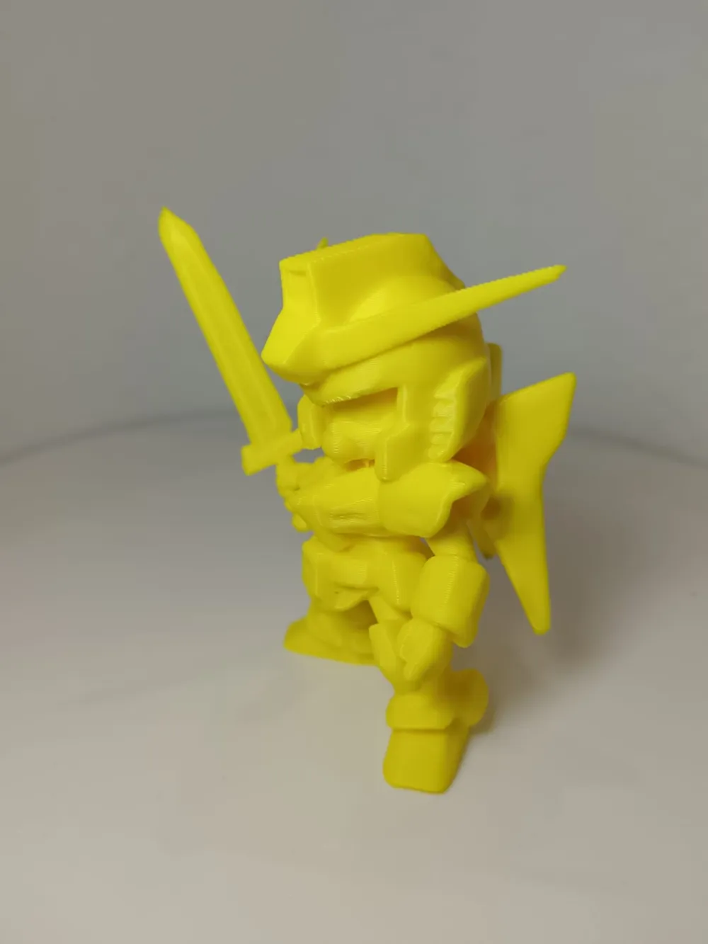 Chibi Gundam with Sword by Aleandrus - MakerWorld