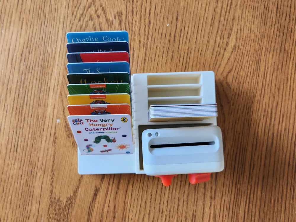 Yoto player and card dock / storage by Print Doc - MakerWorld
