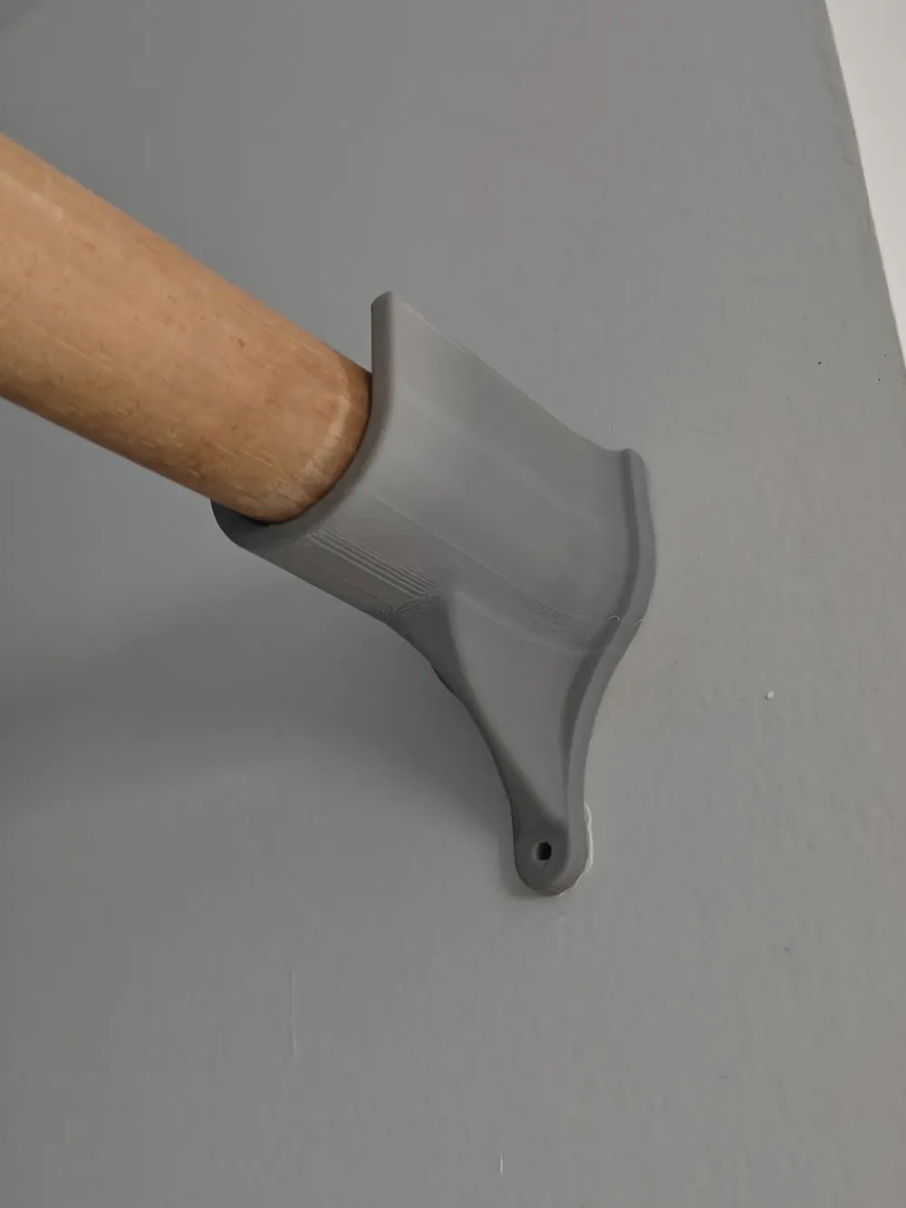 Curtain Rod Bracket 28 mm - Free 3D Print Model - MakerWorld
