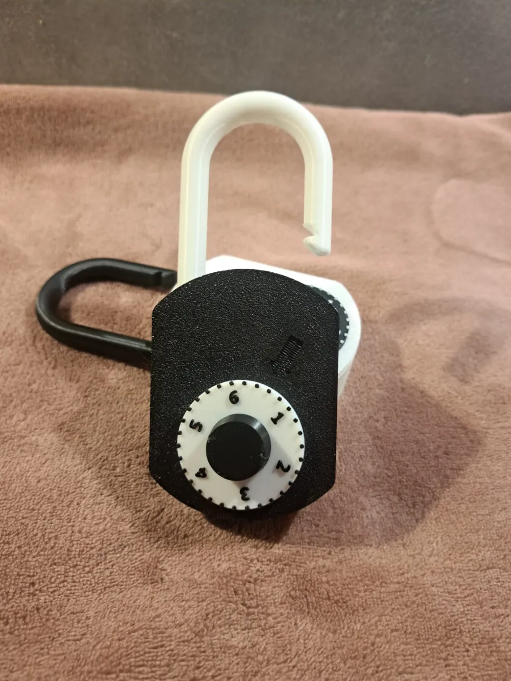 *Working* Dial combination lock - Free 3D Print Model - MakerWorld