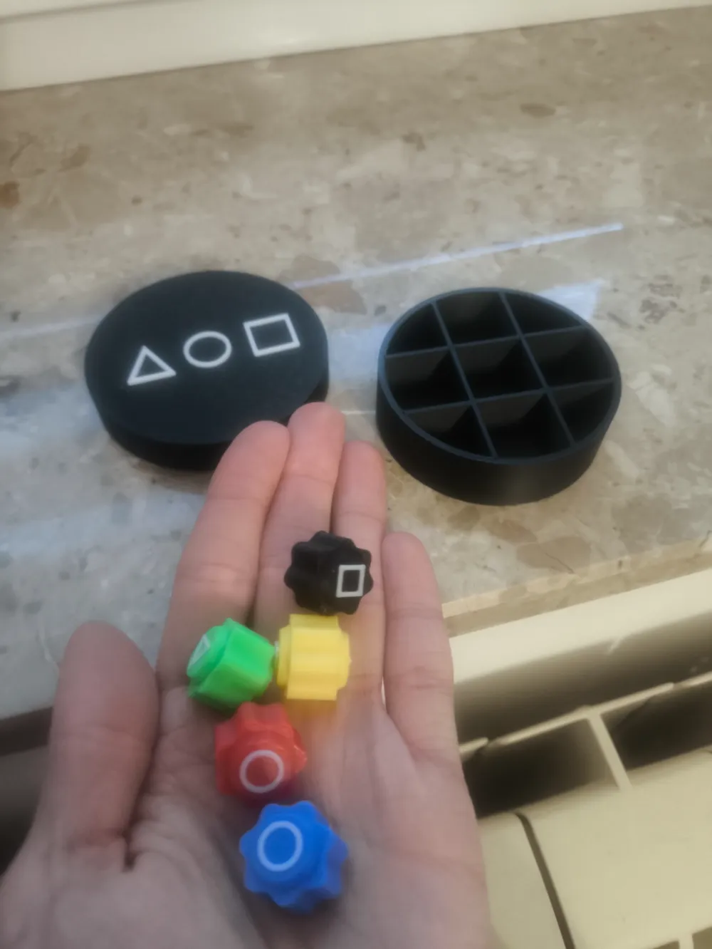 Squid Game 2 Gonggi + case Box by user_660570892 - MakerWorld