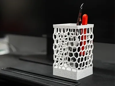 Vase with polygon mesh by PrintTech101 - MakerWorld