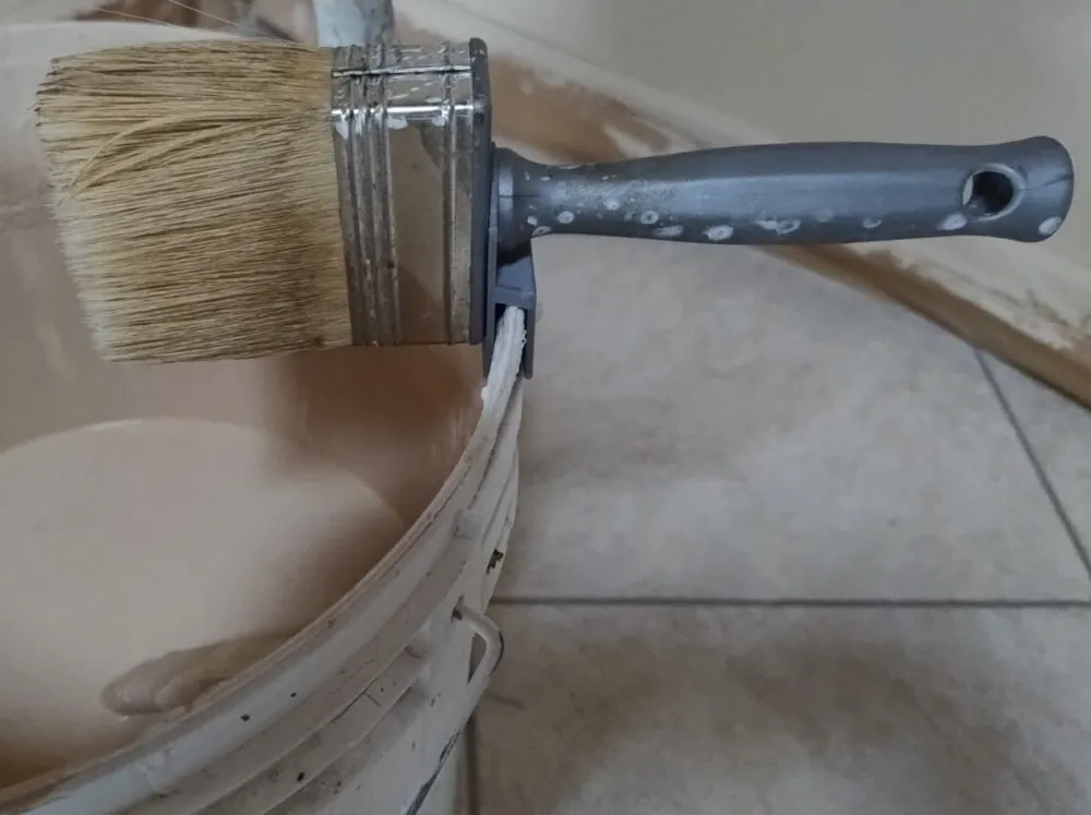 Brush Saver by LorenzCR - MakerWorld