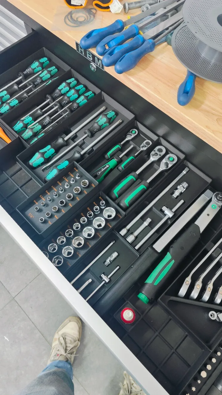 Gridfinity 3/8" socket holder Stahlwille by Llama16 - MakerWorld