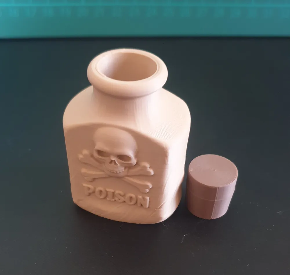 Classic Poison Bottle & Skull | Apothecary Potion - Free 3D Print Model ...