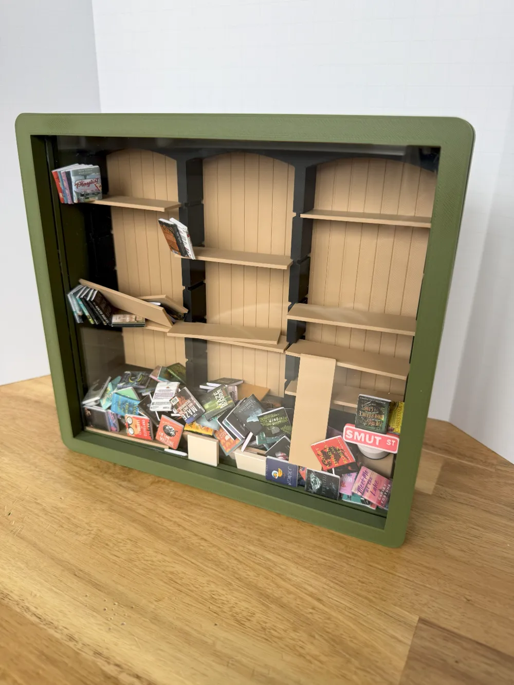 Fidget Bookcase by wuboo MakerWorld: Download Free 3D Models