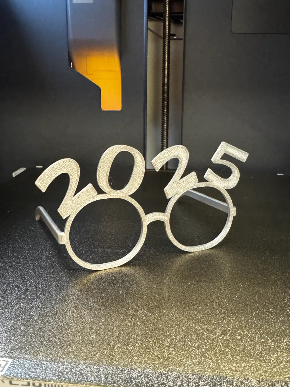 2025 New Years Glasses -Print In Place- Kids Size! by mclvr93 - MakerWorld