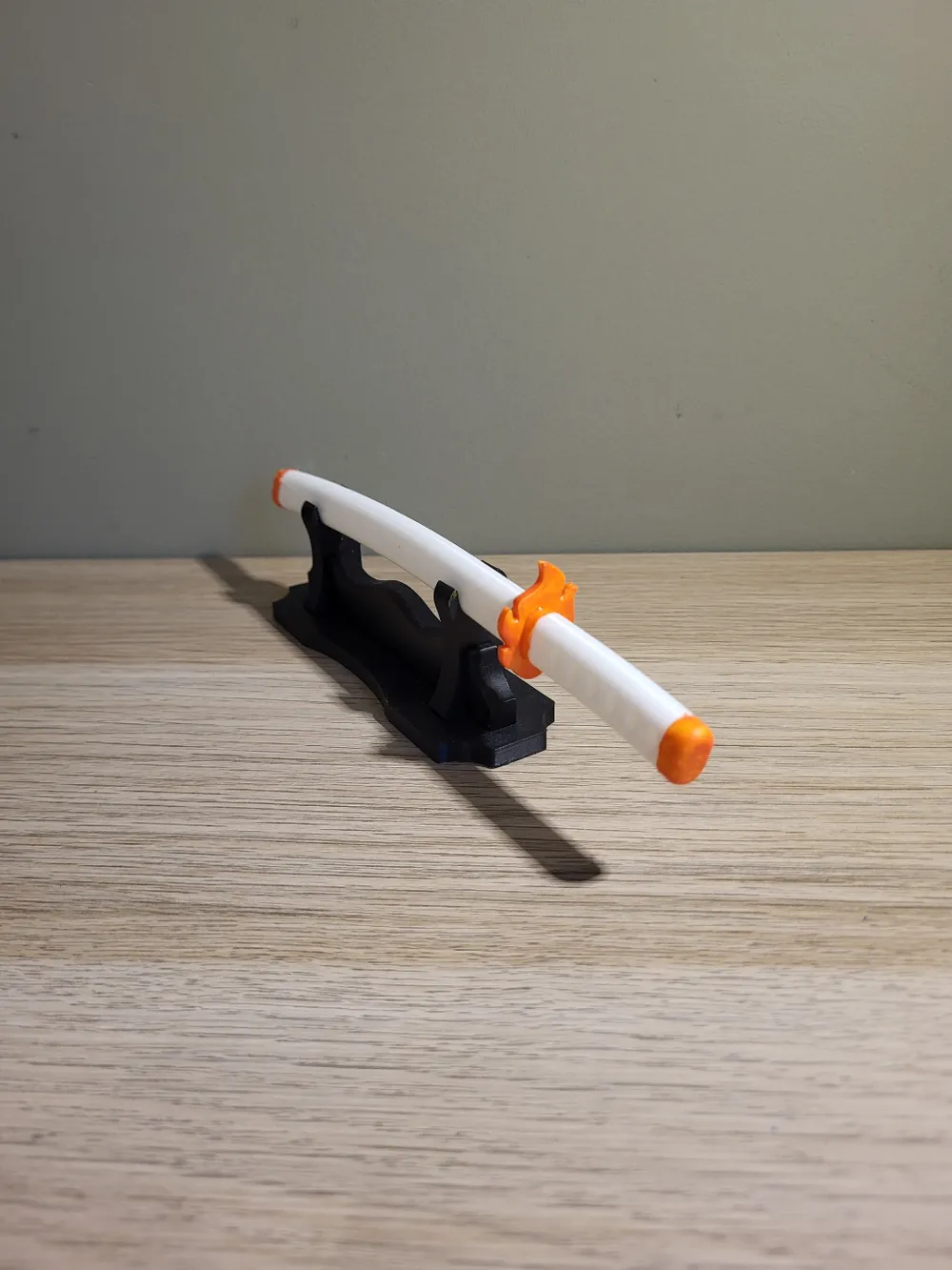 Rengoku katana miniature - Free 3D Print Model - MakerWorld