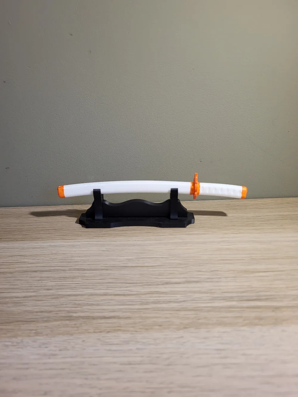 Rengoku katana miniature - Free 3D Print Model - MakerWorld