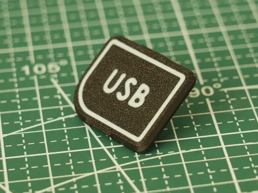 USB Dust Cover - H2D / H2S by Sebastian_Rubner MakerWorld: Download ...