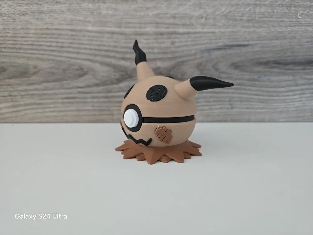 #0778 Mimikyu Pokéball - Multiparts - Free 3D Print Model - MakerWorld