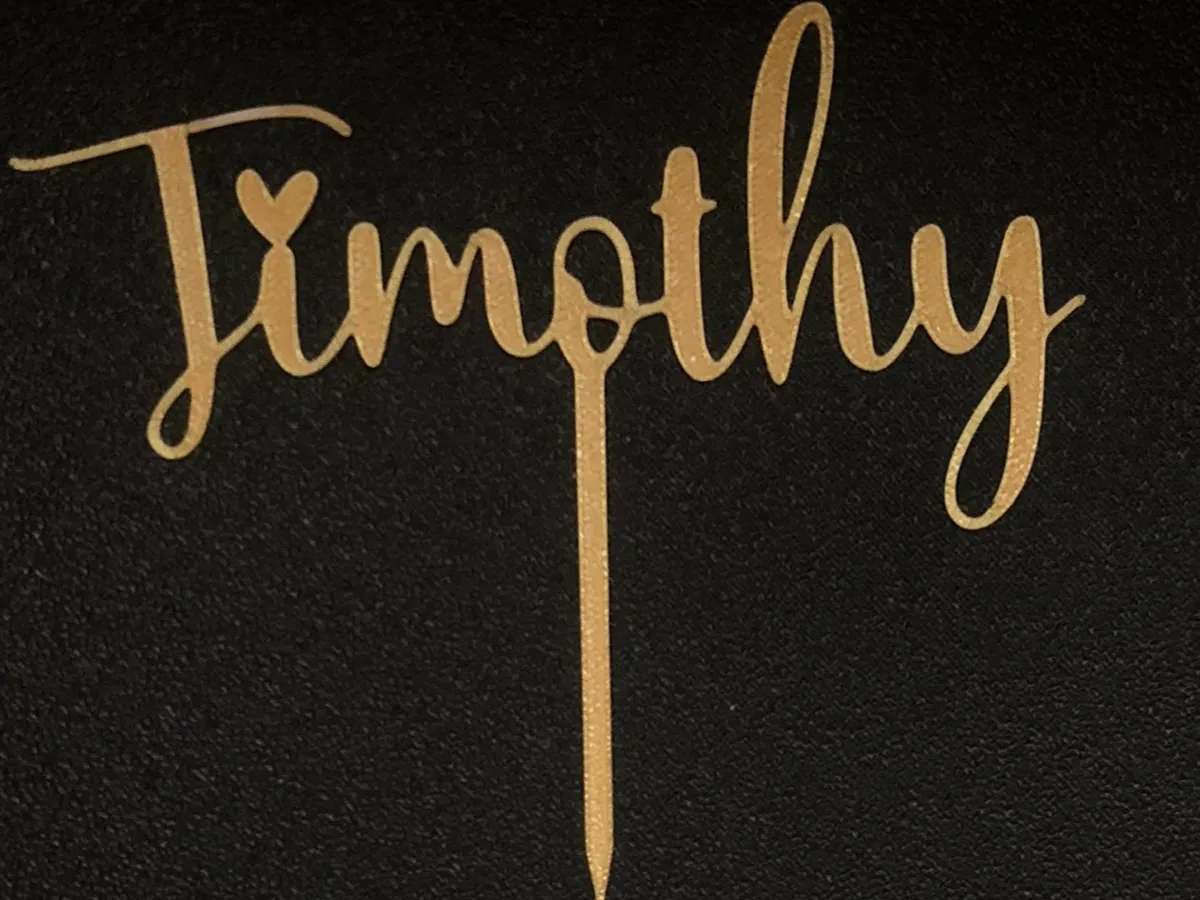 Décoration de gâteau Timothy - Modèle d'Impression 3D Gratuit - MakerWorld