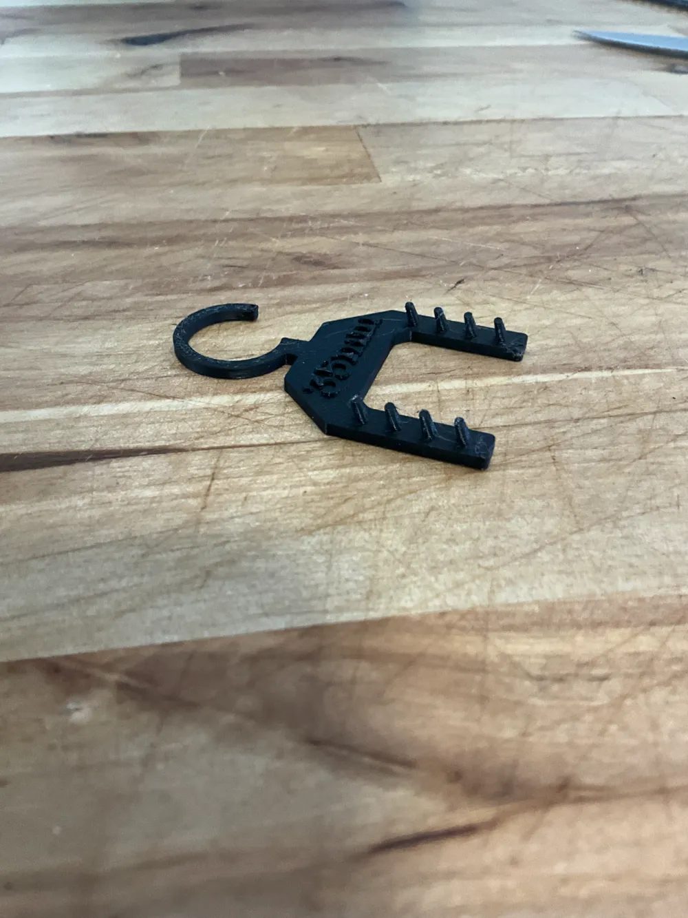 35mm Film Hanger by LeMastre - MakerWorld