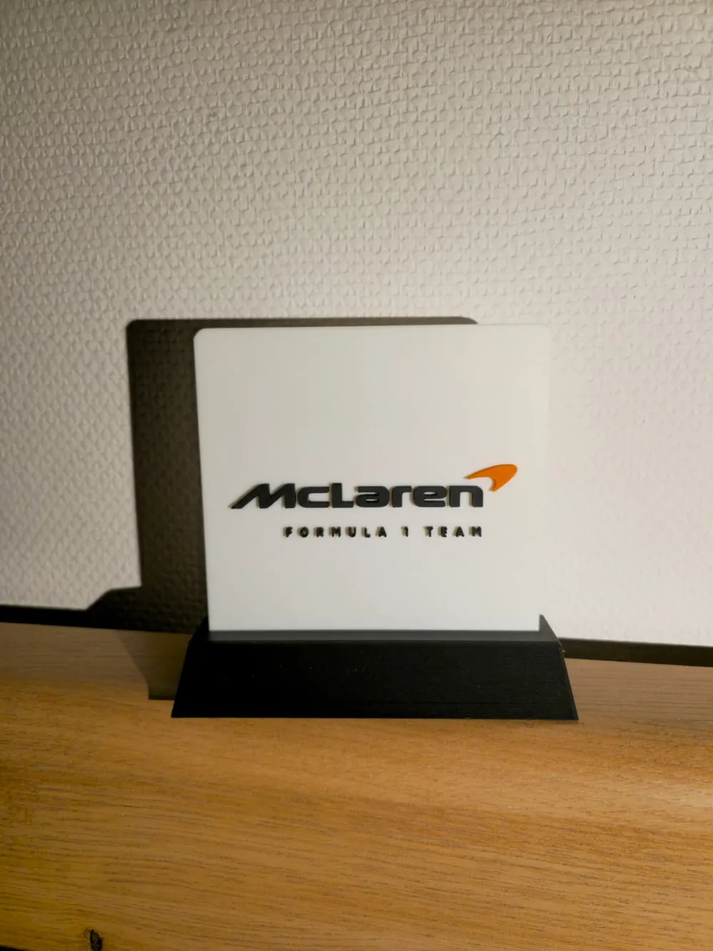 McLaren Formula 1 Team Logo Stand / Desk Display - Free 3D Print Model ...
