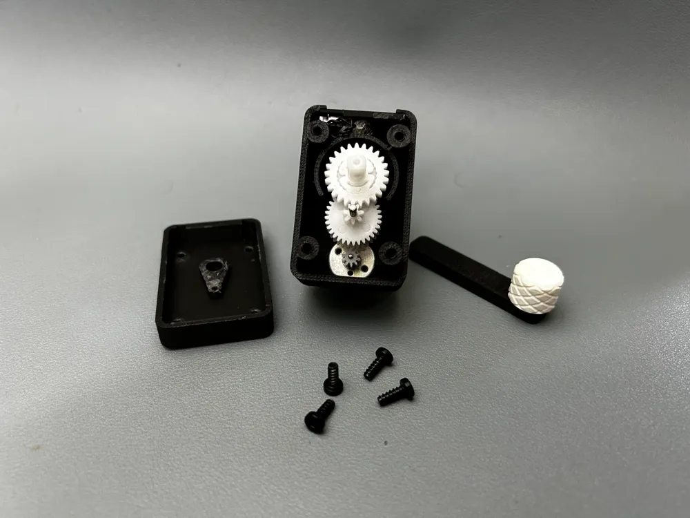 Dynamo Torch / Electric Generator with Bambu part by Maro MakerWorld ...