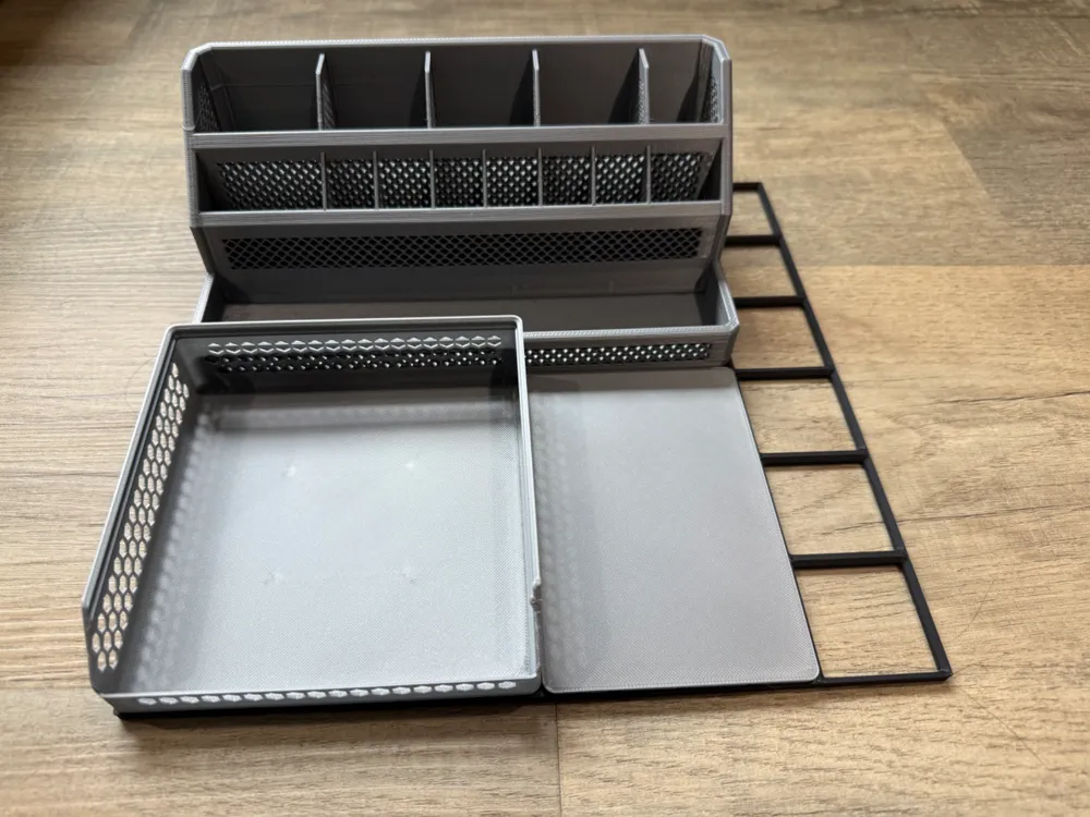 Gridfinity Flat Surfaces - Screw-In Remixed by Blind Badger - MakerWorld