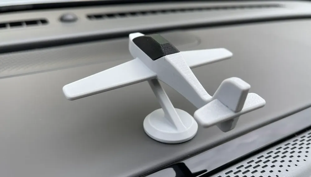 Inertia-following Glider Airplane Ornament Toy by Noke MakerWorld ...