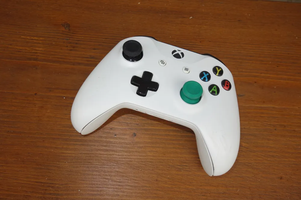 Joystick Cap for Game Controller by Floro MakerWorld: Download Free 3D ...