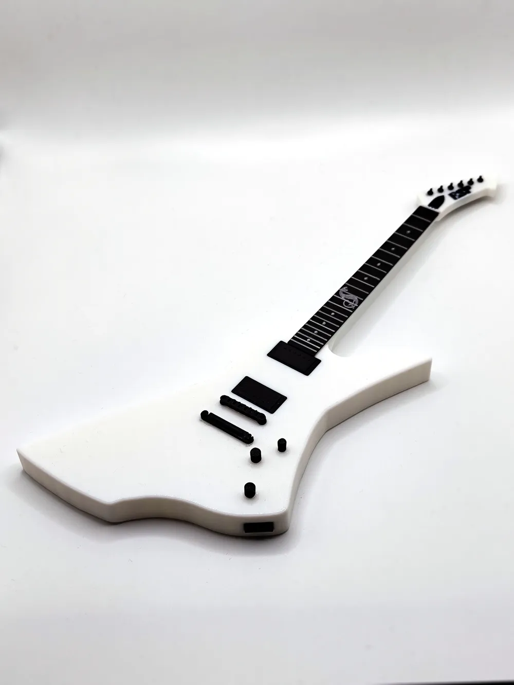 Hetfield Snakebyte Guitar - Free 3D Print Model - MakerWorld