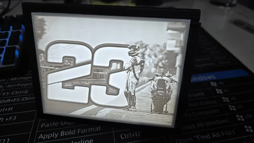 Lithophanie Luca Salvadori 23 comme un gentleman - Modèle d'Impression ...