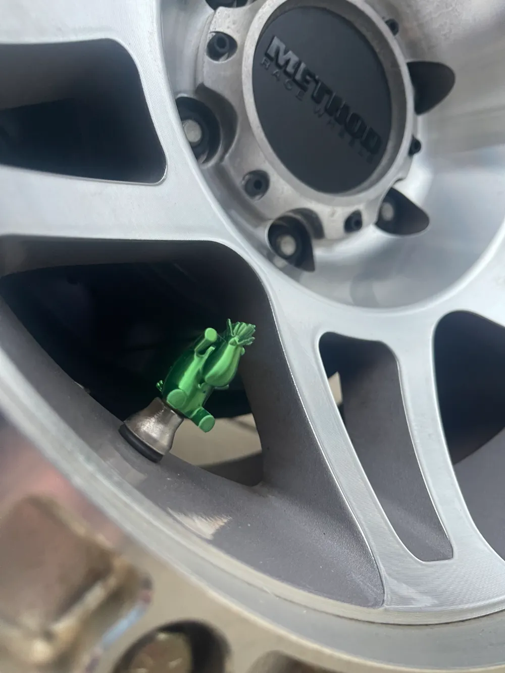 Valve Caps: Despicable me Unicorn! by ShapeShift 3D Creations - MakerWorld