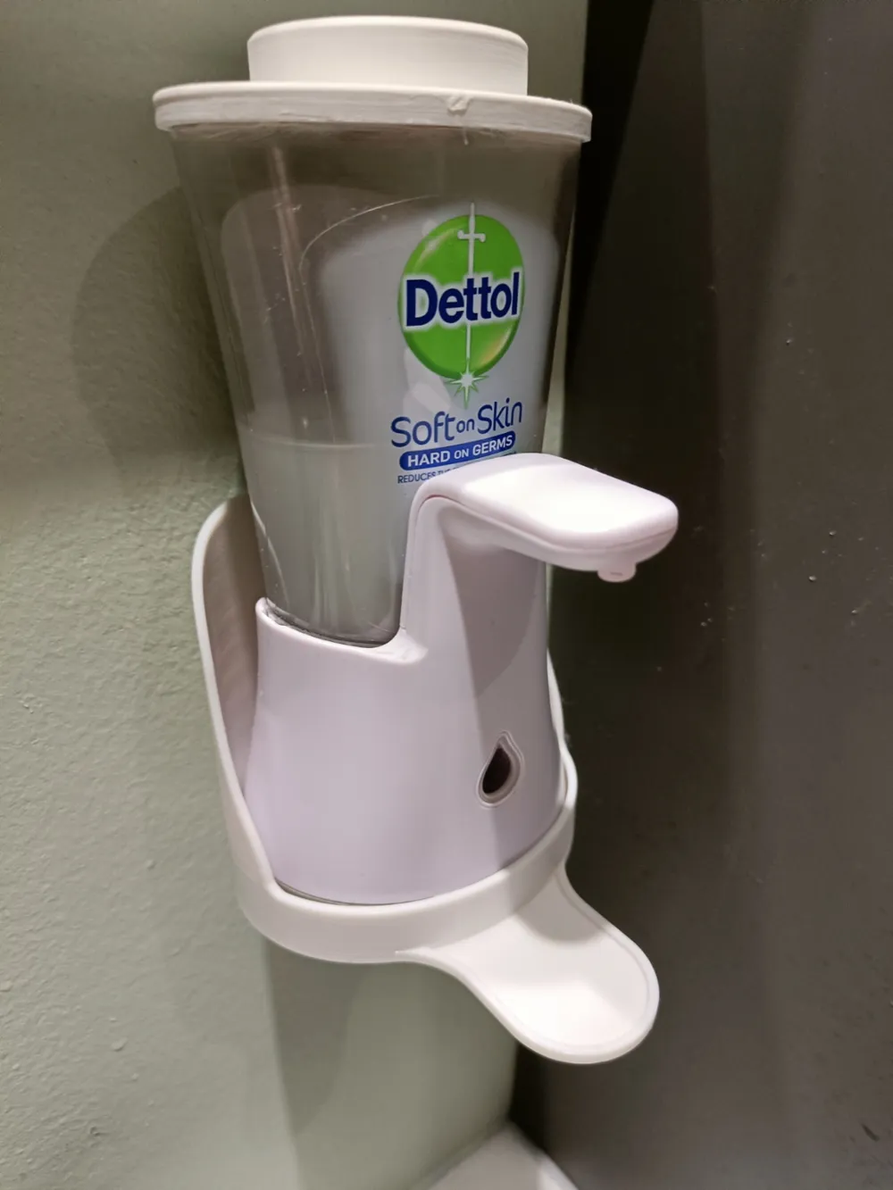 Dettol Soap Dispenser wallmount by eksujpin - MakerWorld