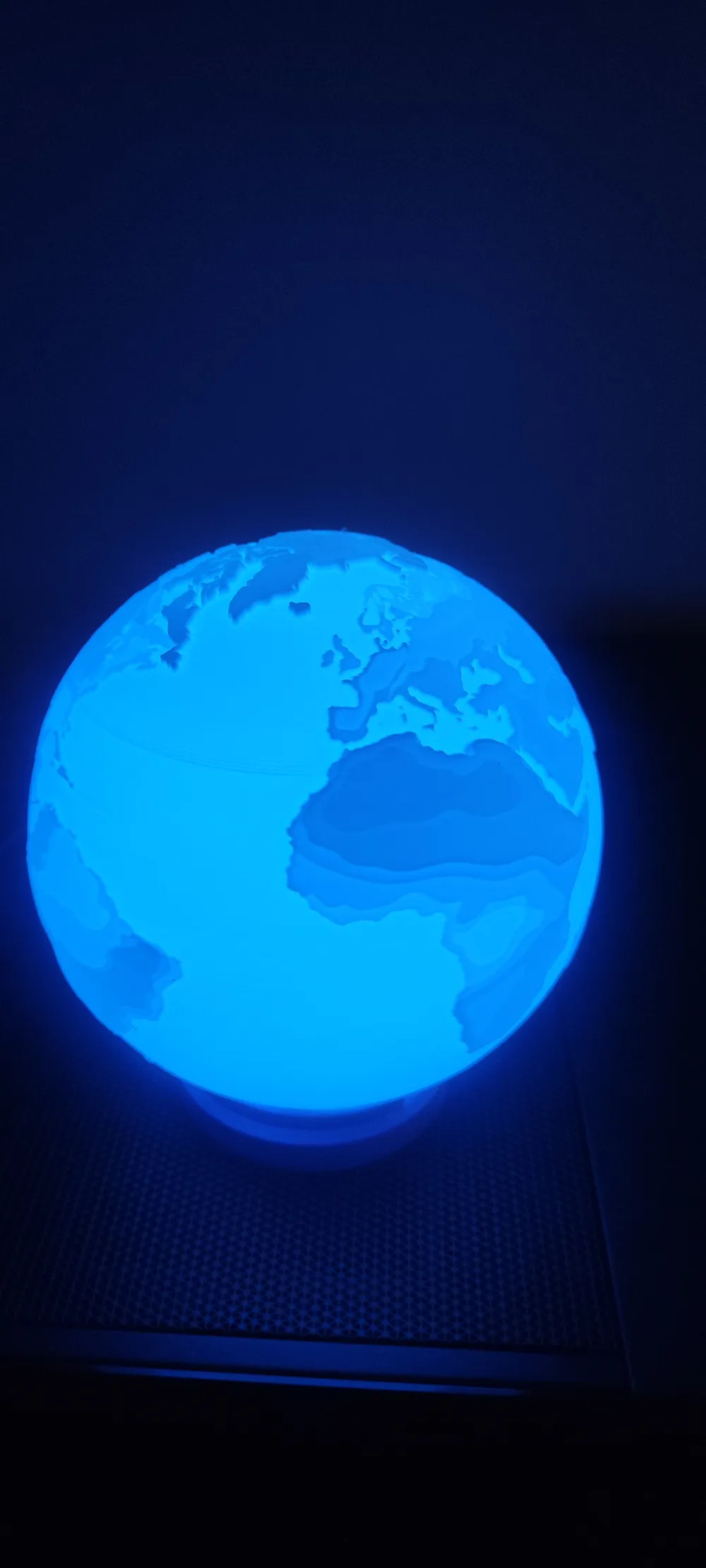 Lithophane earth night light - Free 3D Print Model - MakerWorld