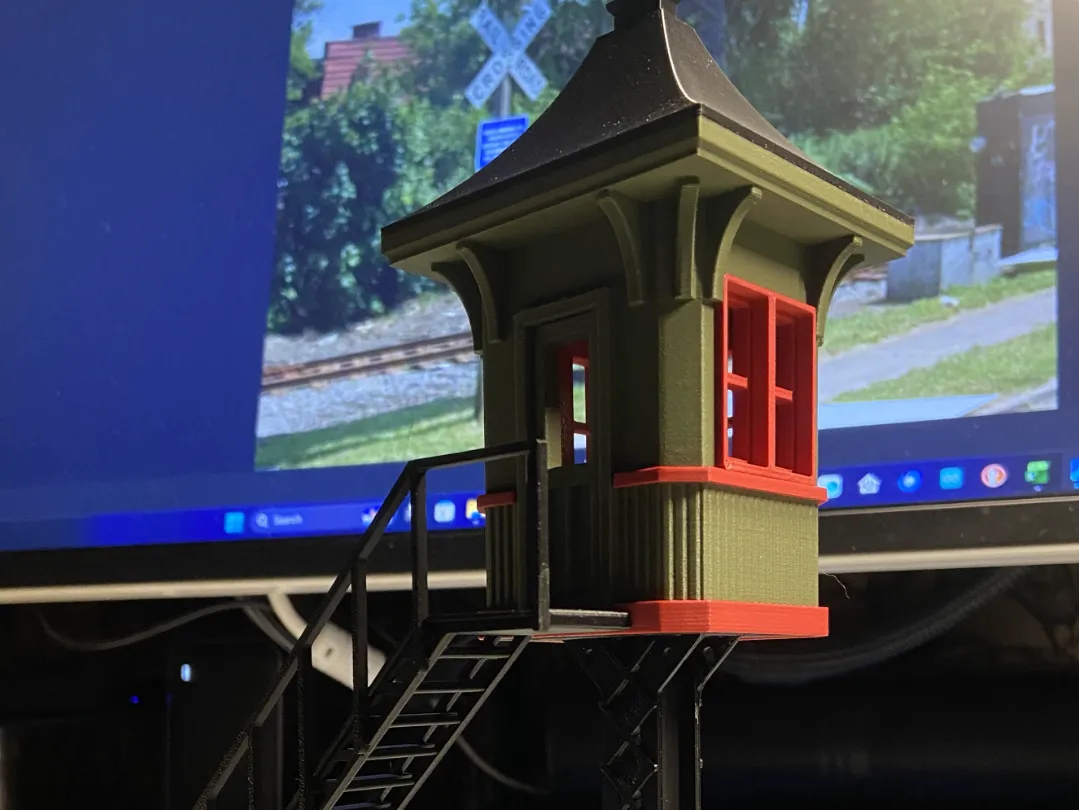Railroad Watchman's Tower, "O"-Scale - Free 3D Print Model - MakerWorld